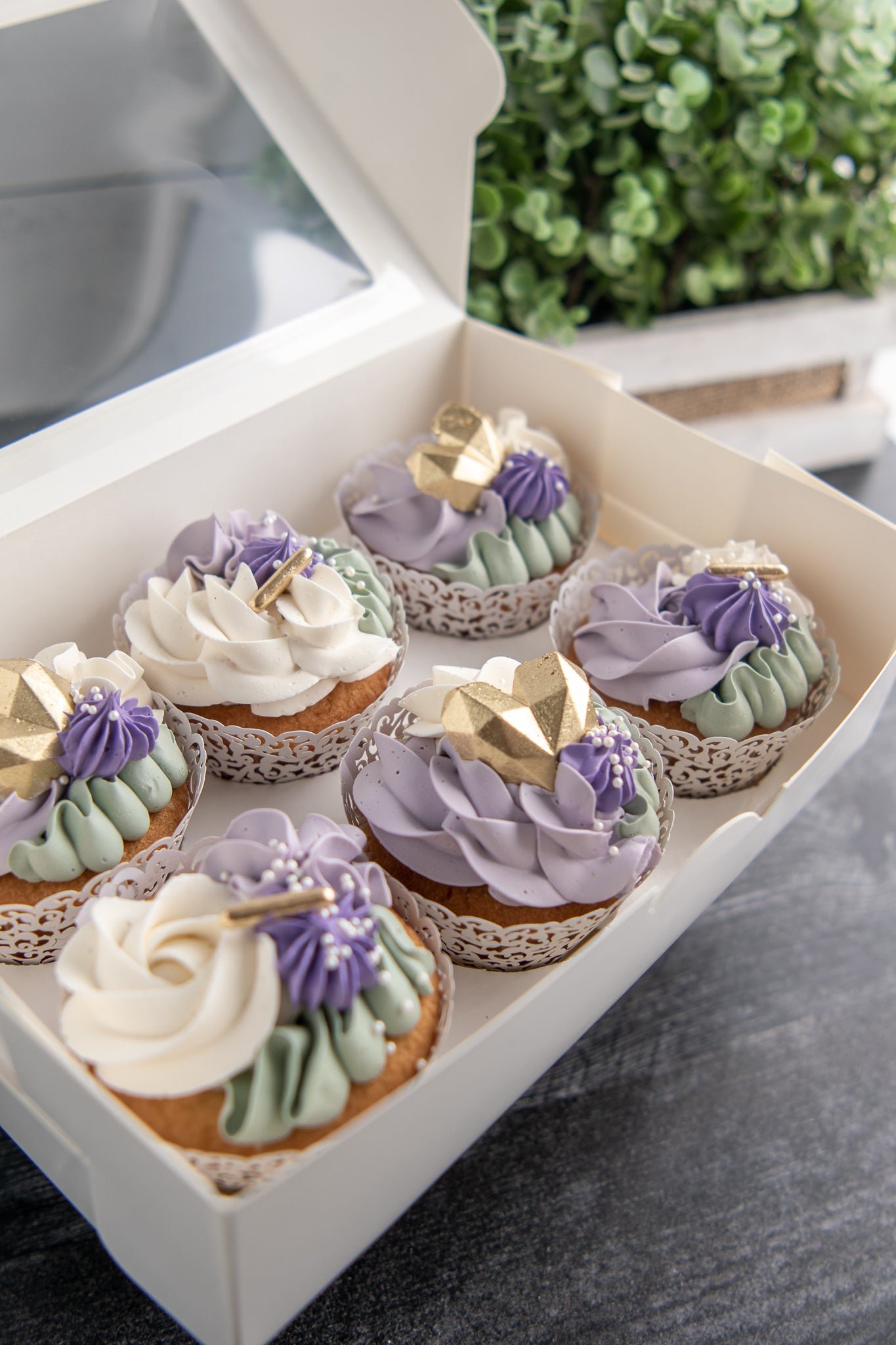 Textured Cupcakes – Signature Sweets by Amanda